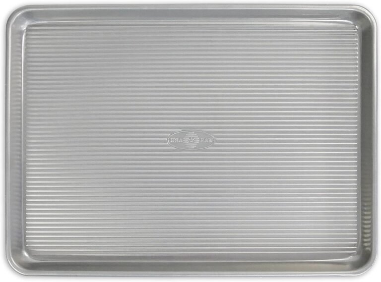 7 Best Sheet Pans That Don’t Warp